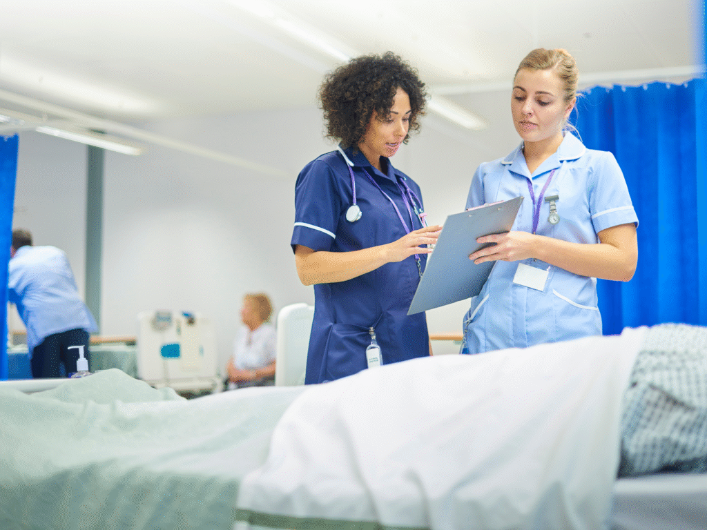 Travel Nurse License Requirements by State [2025 Update] - VitalPro Docs